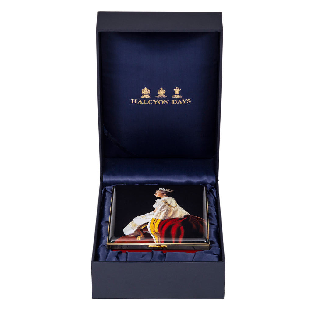 Her Majesty Queen Elizabeth II Enamel Box by Richard Stone – Halcyon Days